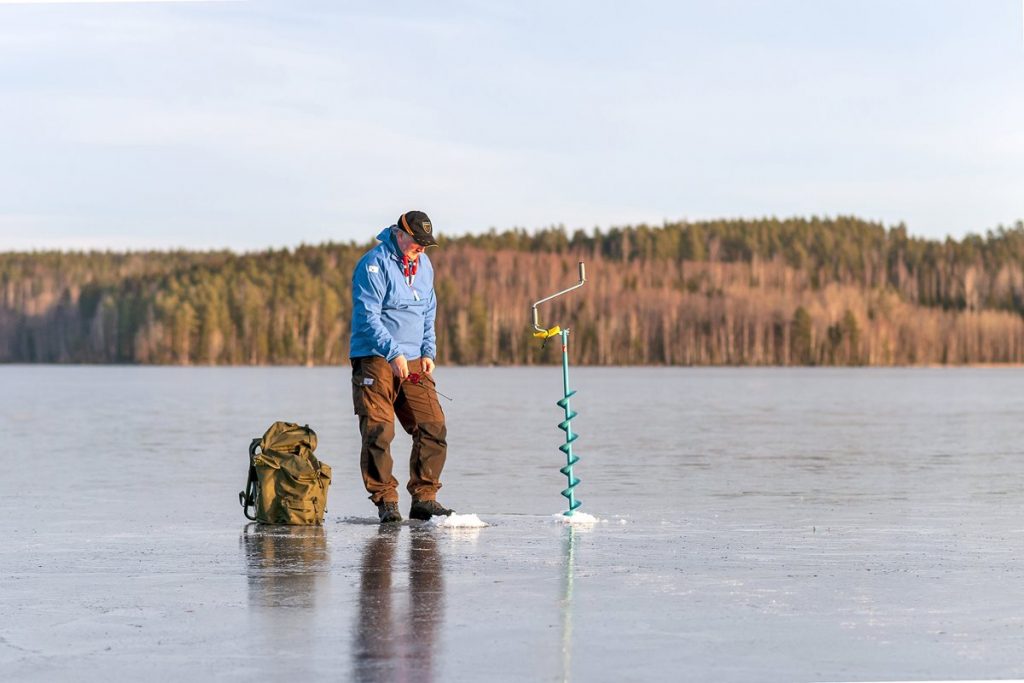 Mastering Ice Fishing: Safety & Casting Techniques